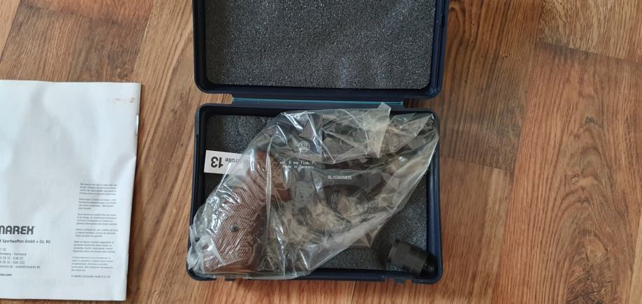 Štartni revolver / plašilka ROHM RG 56 Black 6mm FLOB