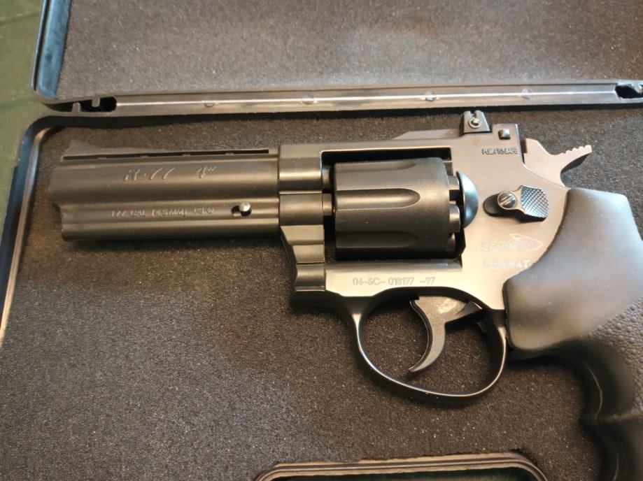Zračni revolver Gamo R 77 odlično ohranjen