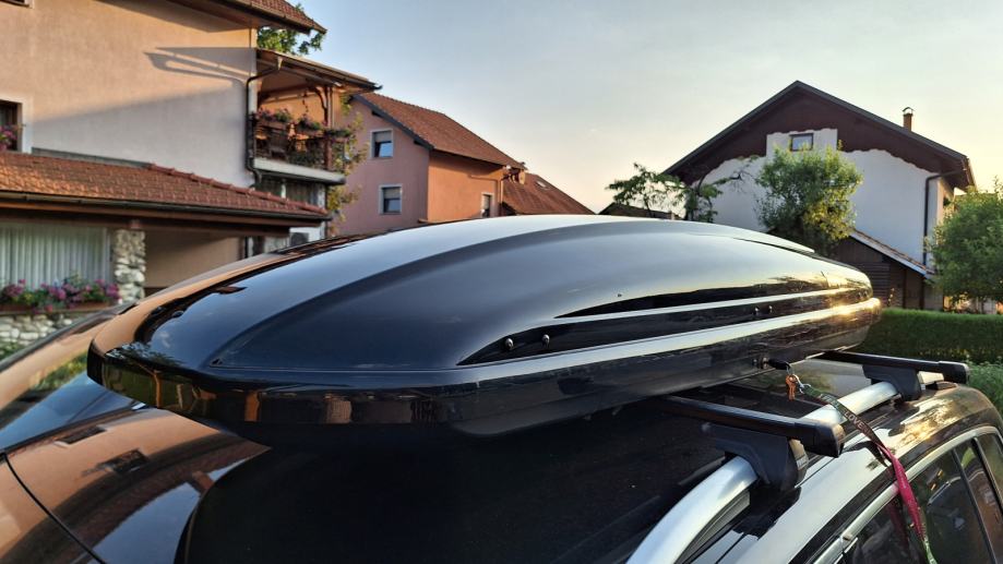 Thule Dynamic 800 - strešmi kovček