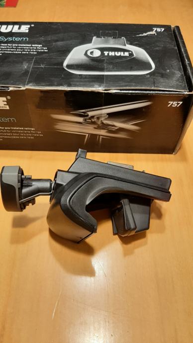 Thule 757 Rapid System za vozila s strešnimi sanmi