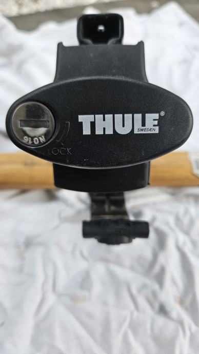 Thule 775 strešni nosilci