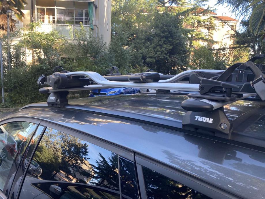 THULE komplet za Ford Focus karavan MK3