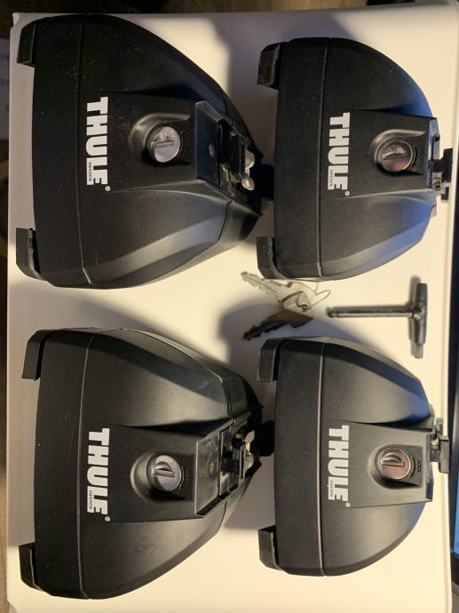 Thule Rapid System 753 in Thule Fixpoint Kit 4023