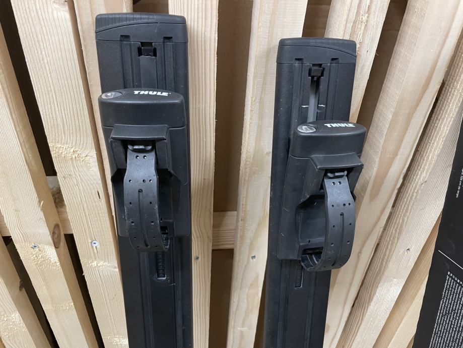 Thule Rapid System 775 + Thule WingBar 135 cm črn