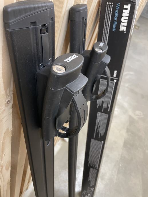 Thule Rapid System 775 + Thule WingBar 135 cm črn