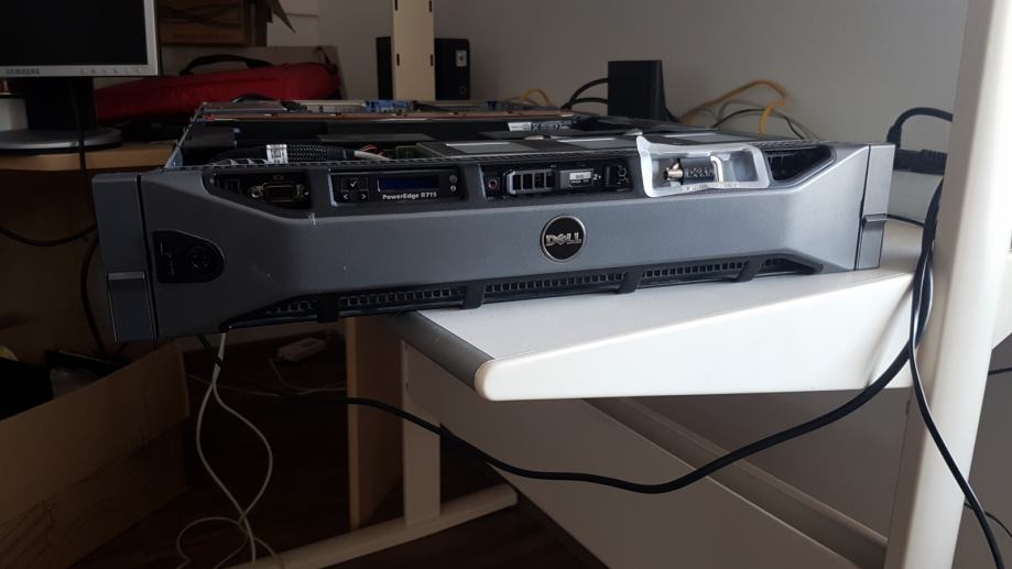 DELL R715 SERVER (Strežnik) - Prodam