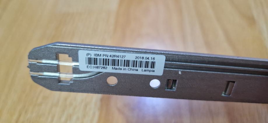 IBM 42R4127 3.5 SAS / SATA Trdi disk Tray Caddy za X serijo