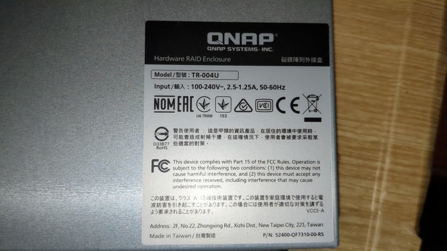 QNAP TR-004U 1U rackmount razširitvena enota USB 3.2 Expansion TR-004