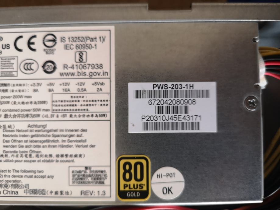 Supermicro CSE-512 ABC-03 Strežnik Xeon E3-1220, 8GB RAM, 2x 500GB HDD