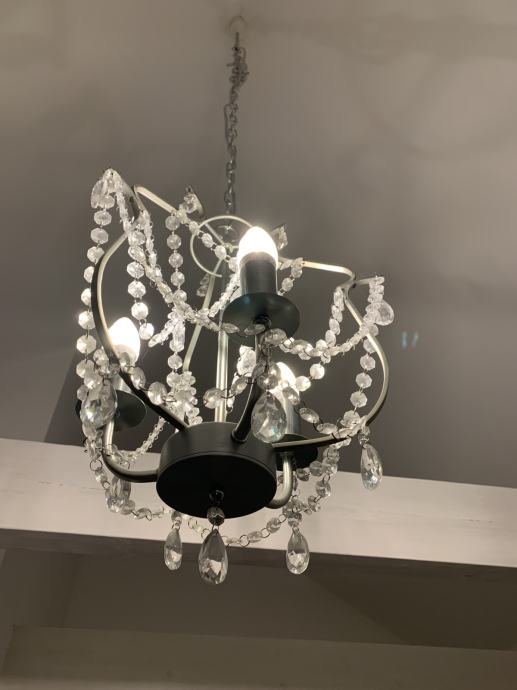 Lestenec Ikea z žarnicami