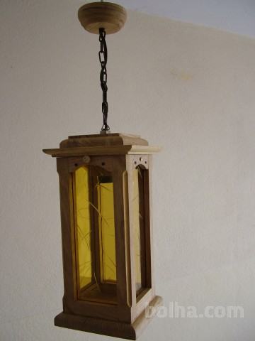 Leseni lestenec - hrast