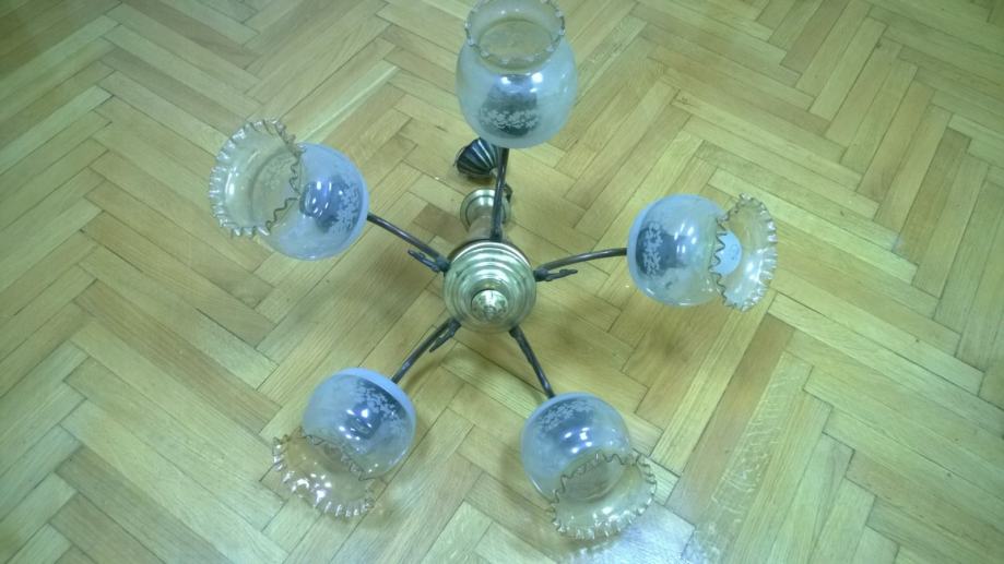 lestenec luster stropna luč