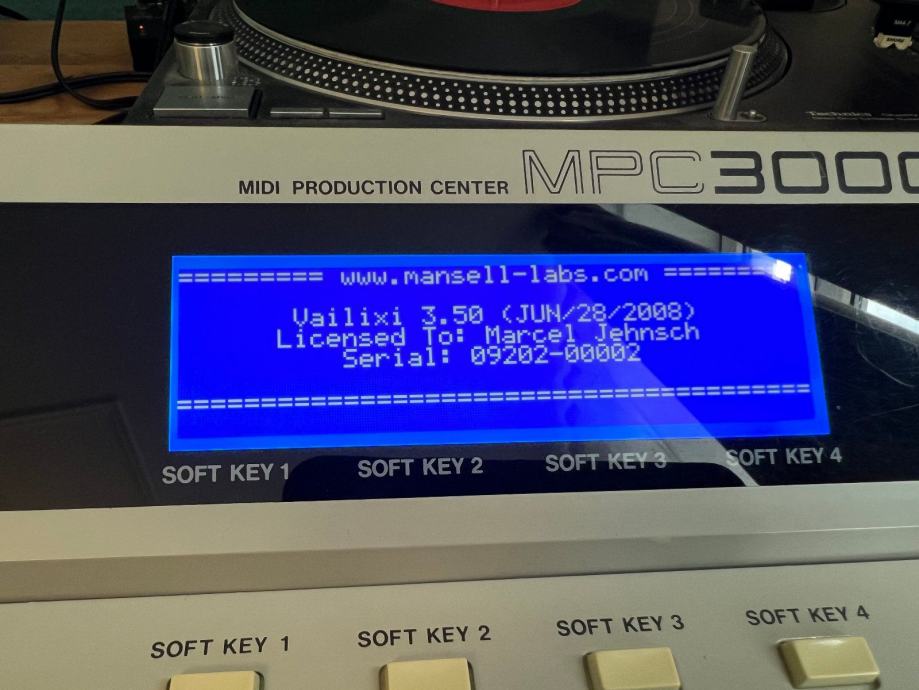 Akai MPC 3000, LED Display, SD Cardreader, 230Volt