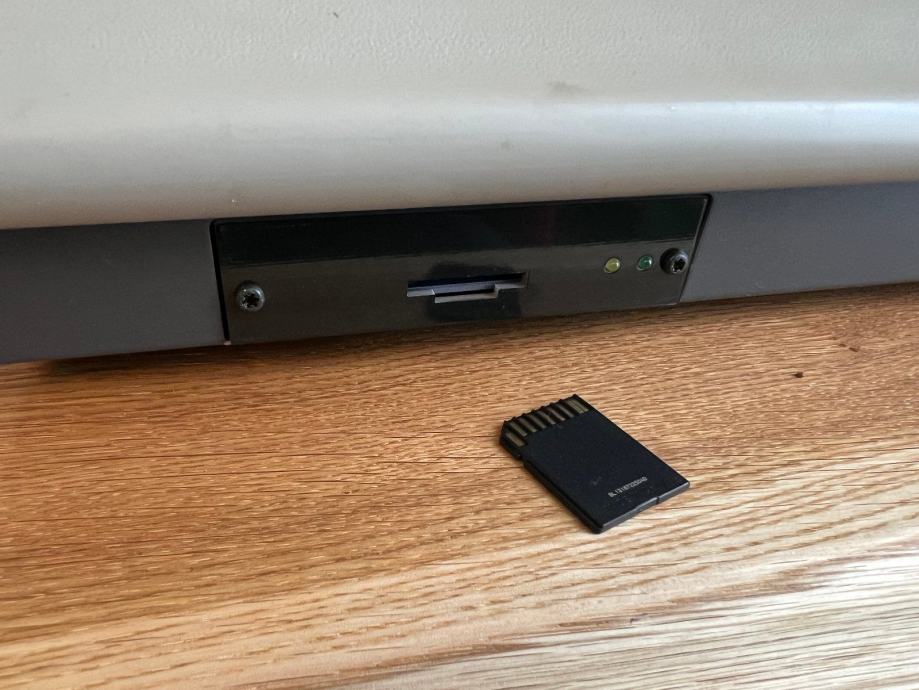 Akai MPC 3000, LED Display, SD Cardreader, 230Volt