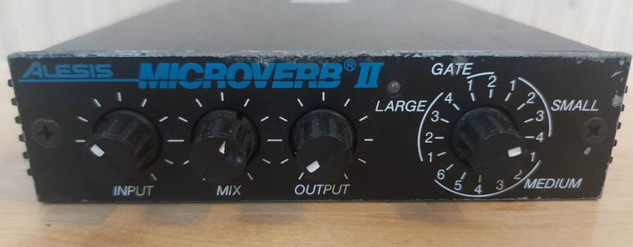 ALESIS MICROVERB 2
