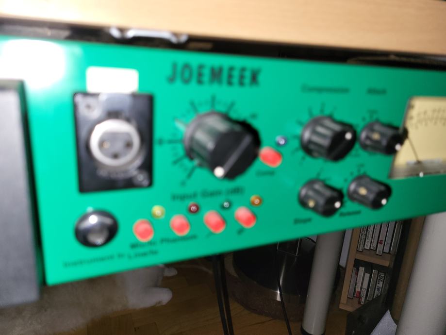 Analogni kompresor+eq+Preamp: Joe Meek VCQ1cs