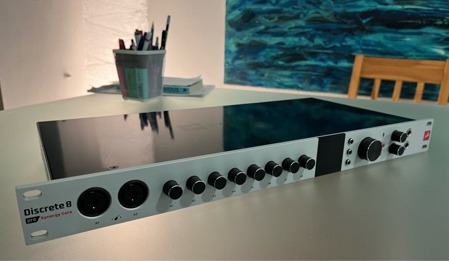 Antelope Audio Discrete 8 Pro Synergy Core audio interface (garancija)