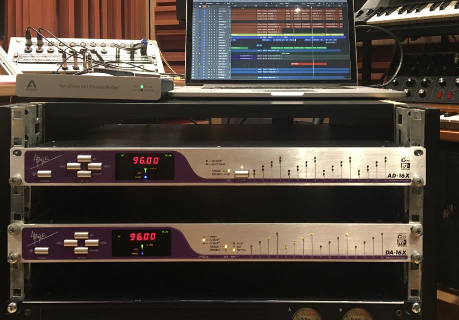 Apogee DA 16x 16-channel 192kHz Reference D/A Converter