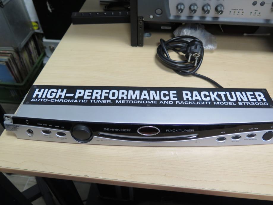 Behringer Rack Tuner BTR2000