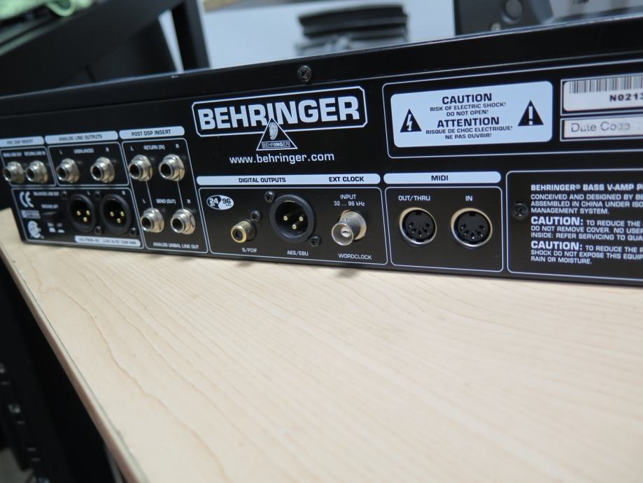 Behringer V-Amp Pro Bass