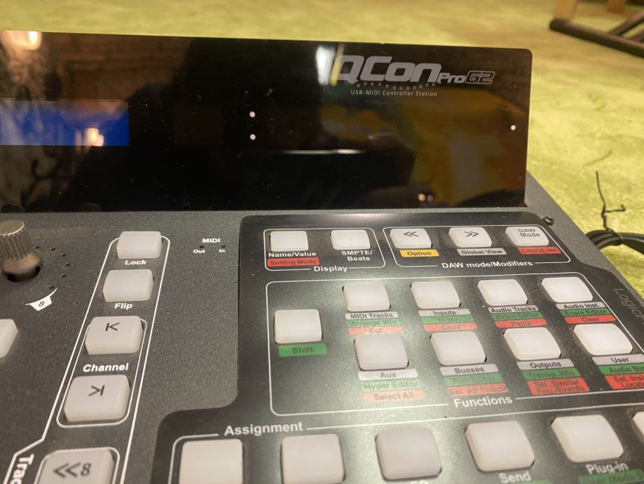 DAW kontroler Icon Qcon pro G2