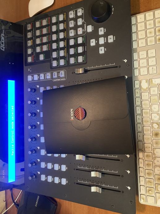 DAW kontroler Icon Qcon pro G2