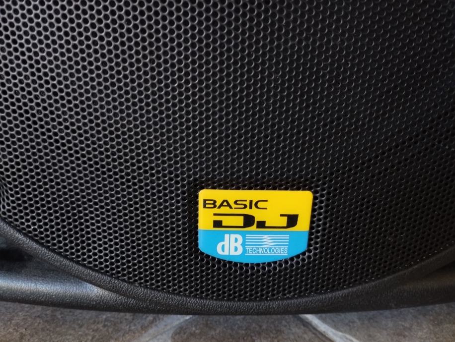 dB BASIC DJ, aktivni zvočnik/monitor, 400W