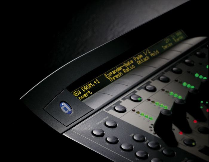 Digidesign Command 8 Avid Pro Tools DAW Controller