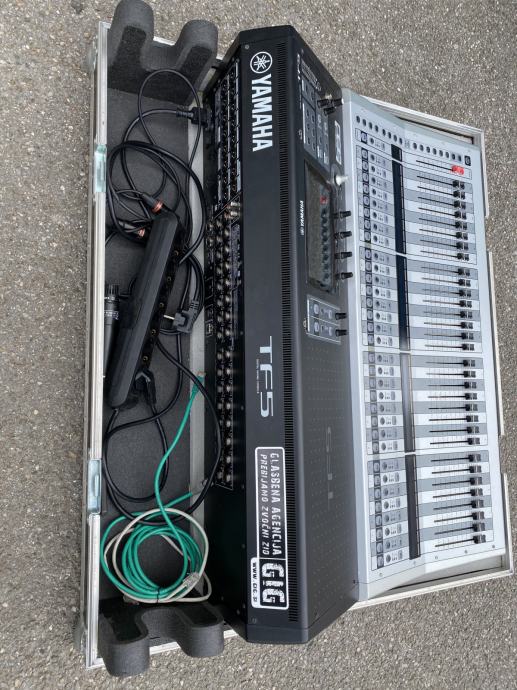 Digitalna mešalna miza mix pult Yamaha TF5 TF-5; Stage box, Dante...