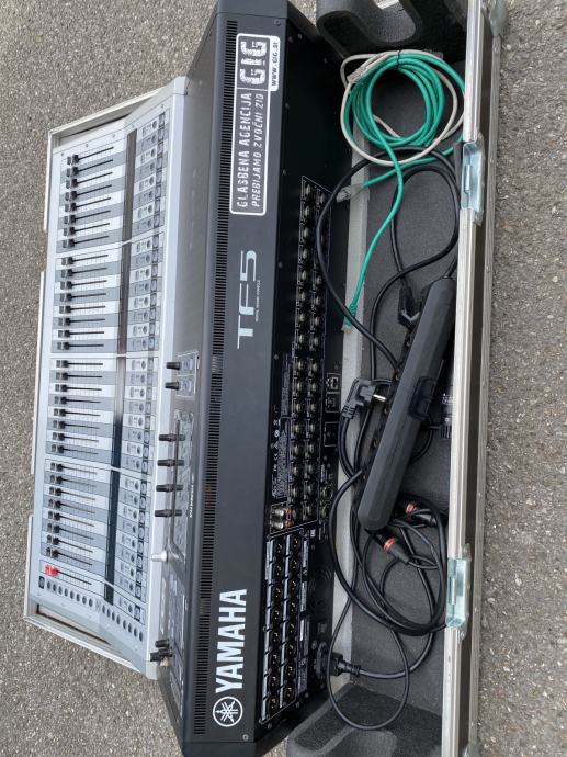 Digitalna mešalna miza mix pult Yamaha TF5 TF-5; Stage box, Dante...