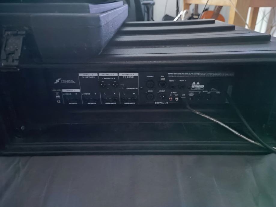 Fractal Audio Axe FX II (rack vključen)