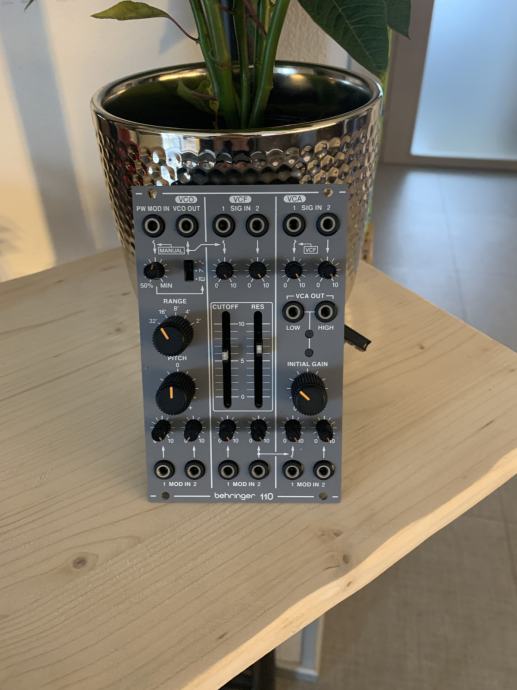 Modular Synth Eurorack Moduli Dreadbox Behringer System 100