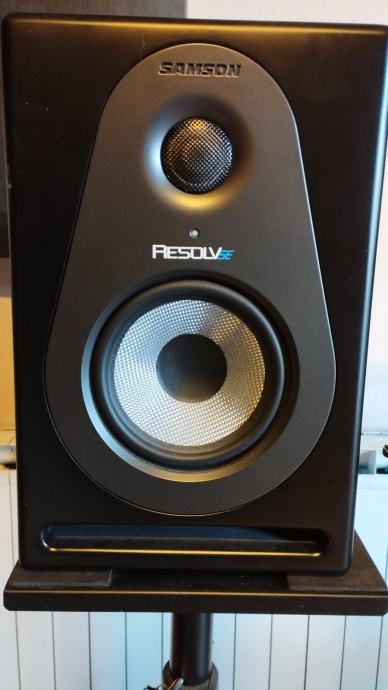 STUDIJSKI ZVOČNIKI Samson Resolv se