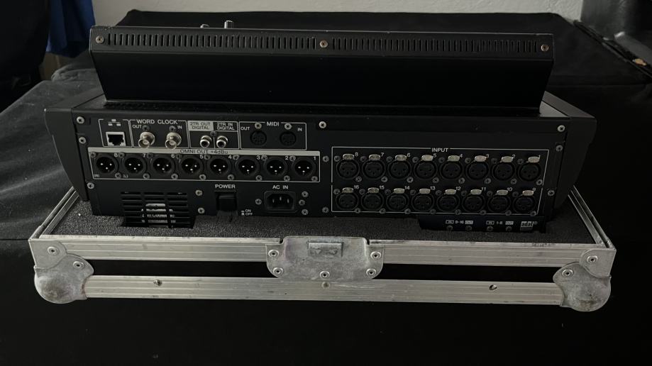 Yamaha LS9 16 Digital Mixer + ADAT CARD + Case