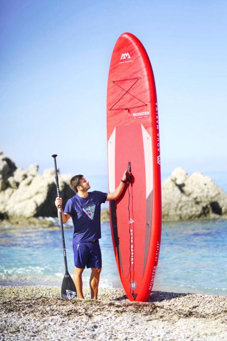 Aquamarina sup Monster - razstavni model
