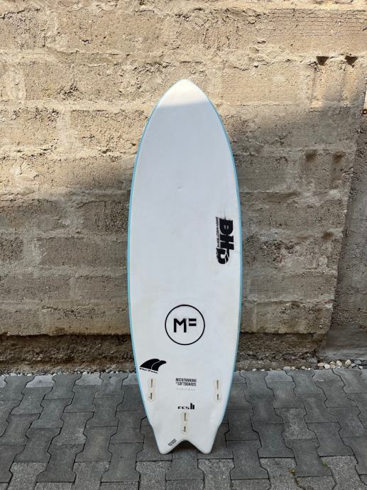 Surf daska za valove MICK FANNING THE TWIN FUTURE + default fins FCSII