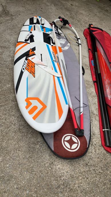 Windsurf deska fanatic 150 in rig kona 9