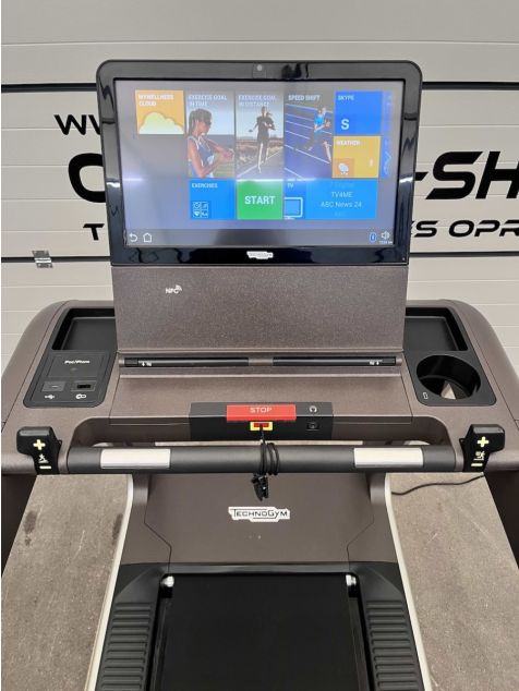 Technogym tekalna steza Artis Run Unity
