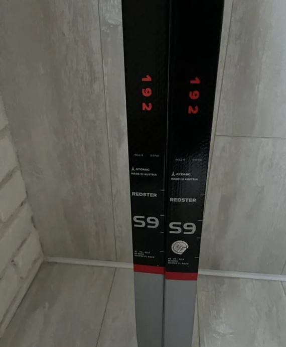 Tekaške smuči Atomic Redster s9 carbon 2024-25 / NOVO