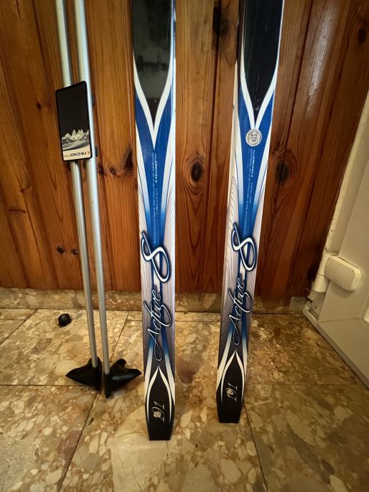 tekaške smuči Technopro Safine 191 cm + palice 150 cm