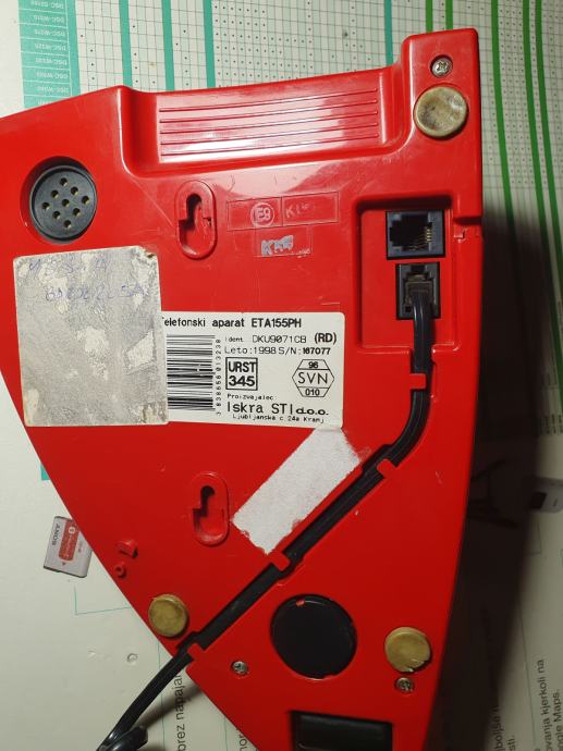 Iskra vintage stacionarni telefon Comet