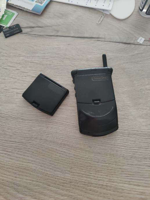 Motorola StarTAC, rezervna baterija