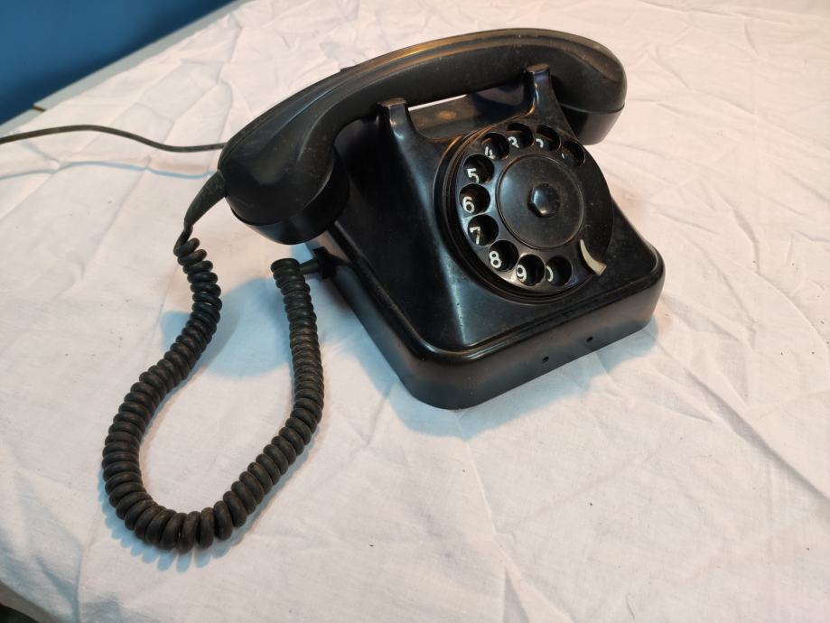 star bakelitni telefon Iskra Kranj ATA 11