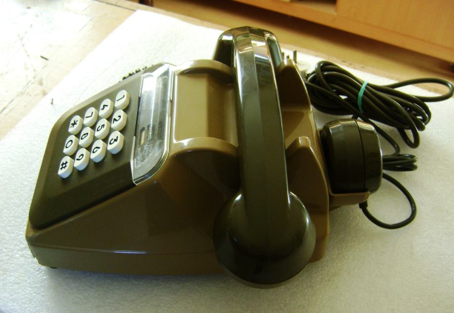 Star francoski telefon
