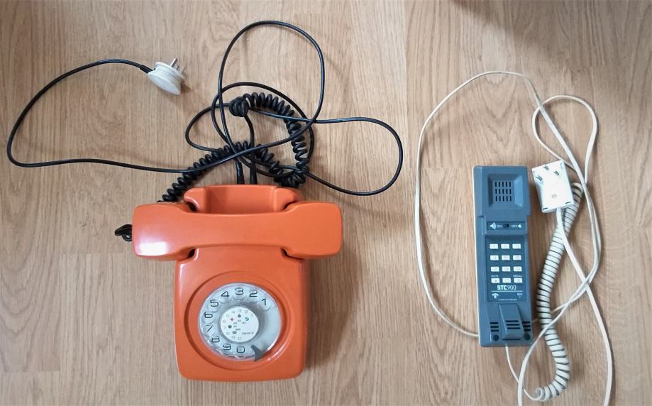 TELEFON ISKRA model ATA-62