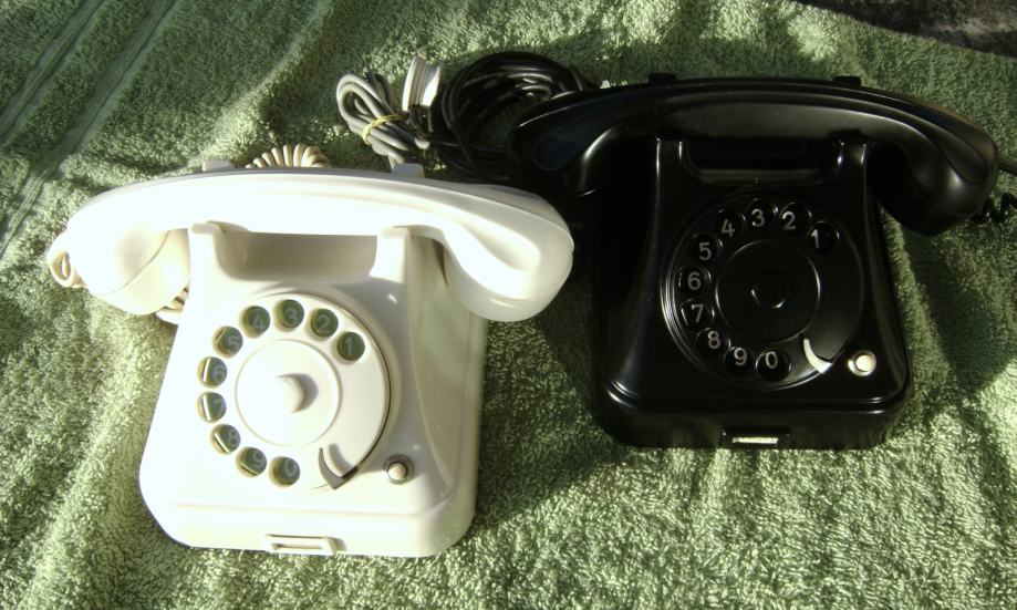 Telefona ISKRA