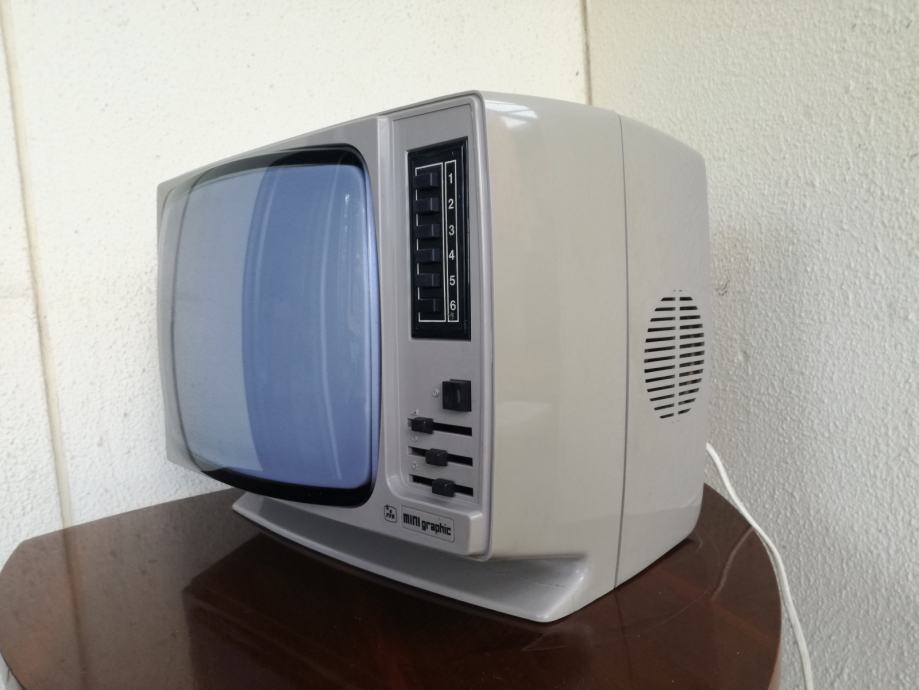 TV RIZ 4031