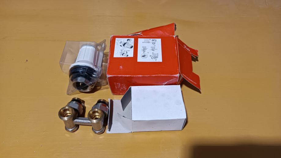 Danfoss termostatski ventili in glave za radiatorje novo