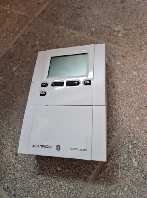 Seltron Regulator Ogrevanja WDC10B s tipali