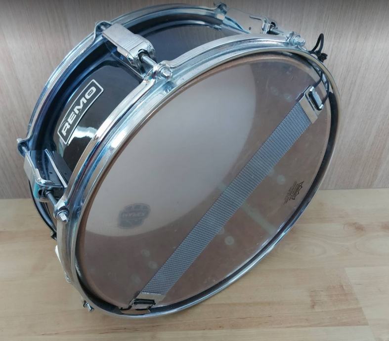 VINTAGE SNARE BOBEN REMO QUADURA, 14x5,5